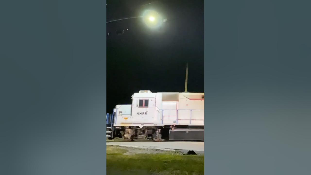 CSX L042 on the stony creek branch with NHRR #901 - YouTube