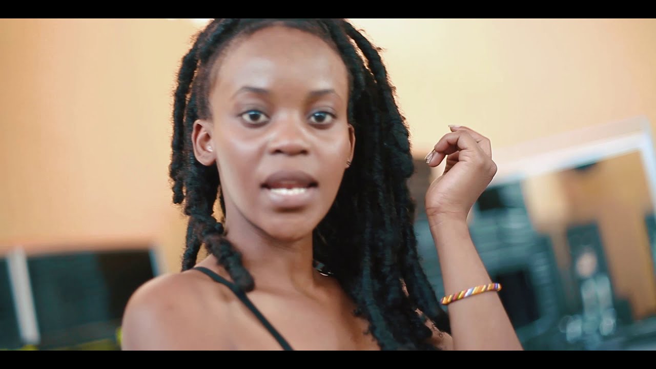 Maite P ft Rammy Awesome (Official Video) HATUNA MUDA - YouTube