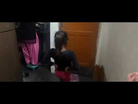Little girl phaardu Dancing in the room 💖 💖 💗 💖 💖