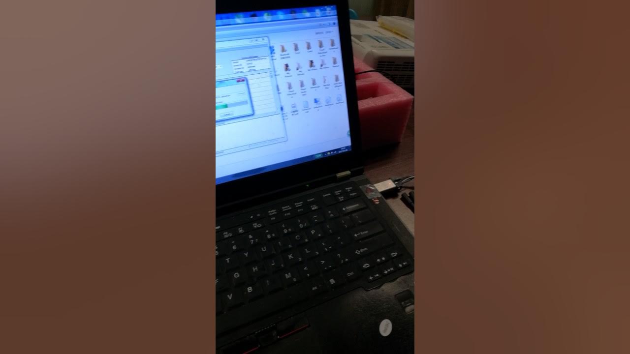 STLINK for programming Myatech VESC - YouTube