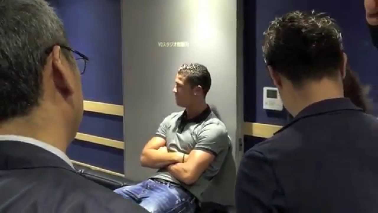 Cristiano Ronaldo arrives at Fuji studios, Japan | 08-07-2015 [HD ...