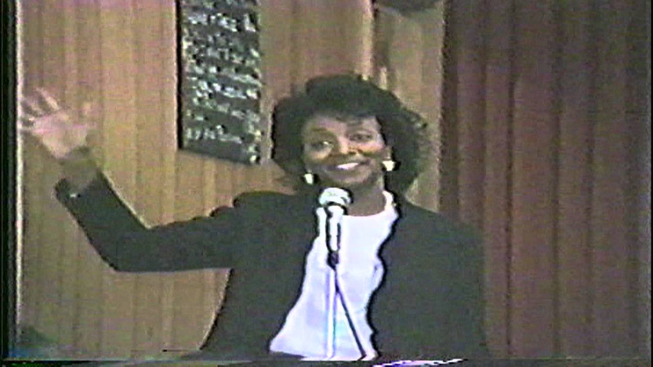 Ann Cross - I'm Still Holding On - Daddy's Intro Sermon - YouTube