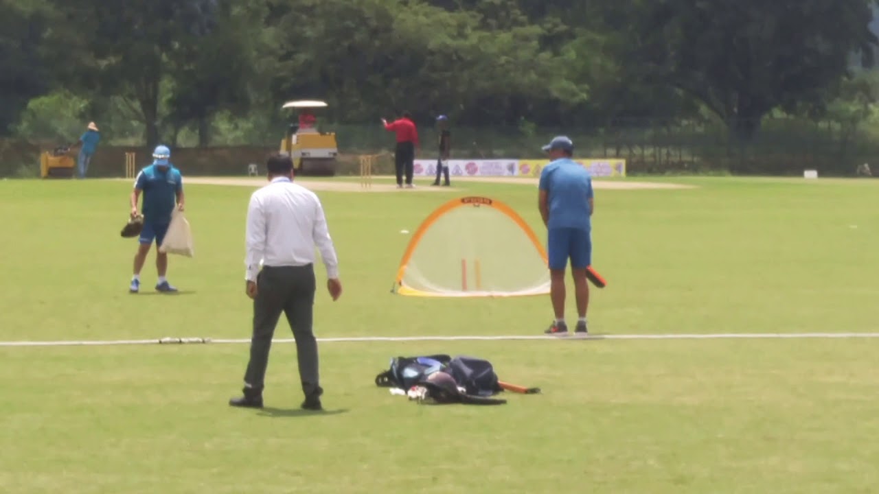 Rahul Dravid in Kinrara Oval, Malaysia - YouTube