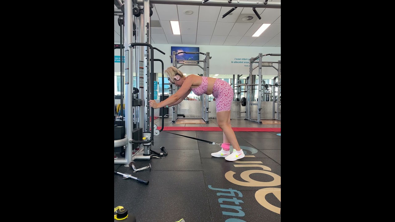 Angled Kickbacks (Glute Med Focus) - YouTube