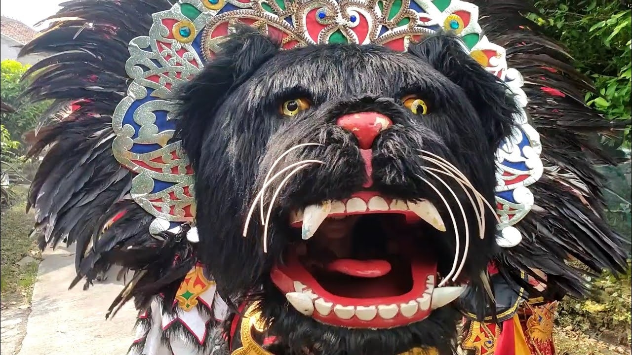 KIRAB BARONGAN CAHYO UTOMO DI KERANG KULON WONOSALAM DEMAK 25 April ...