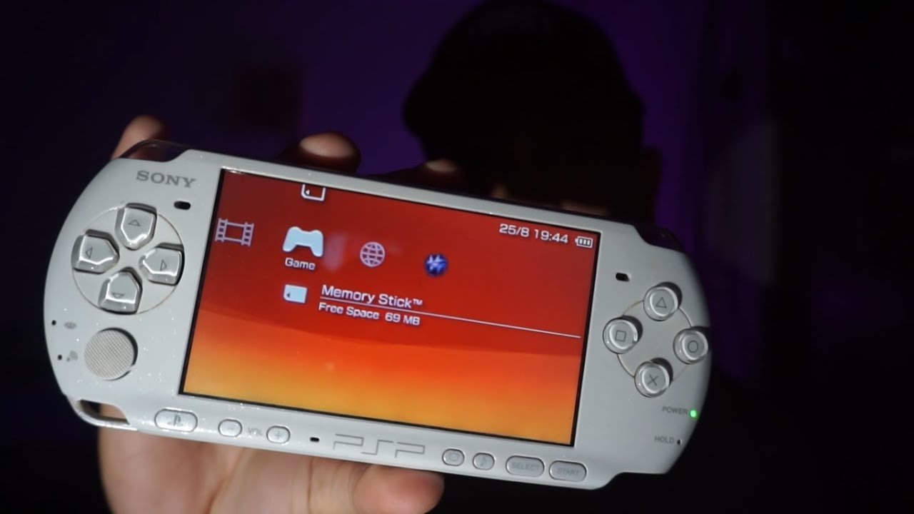 Sony PSP (Playstation Portable) di Tahun 2019 - YouTube