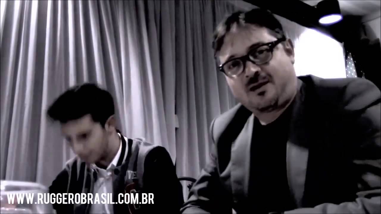 Ruggero Pasquarelli e Gianpaolo Ferrigno no Ano Novo - YouTube