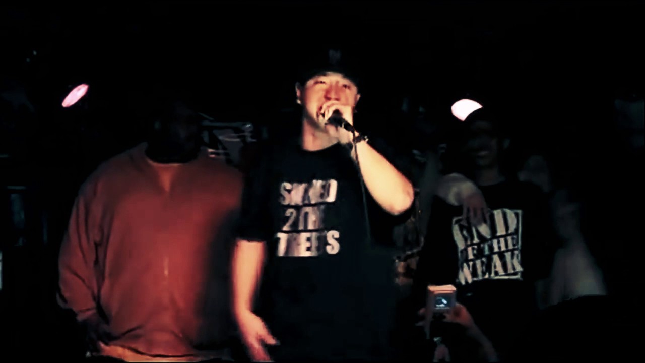 FLOWSIK Live: "Shaolin" - YouTube