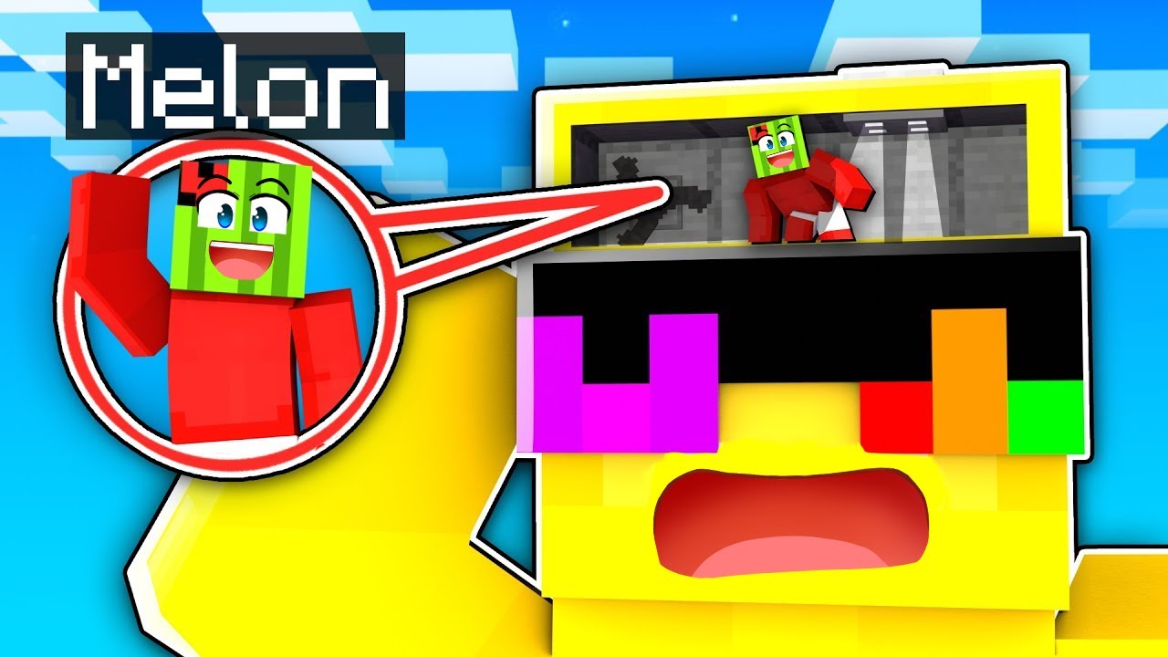 Hiding INSIDE SUNNY'S HEAD In Minecraft - YouTube