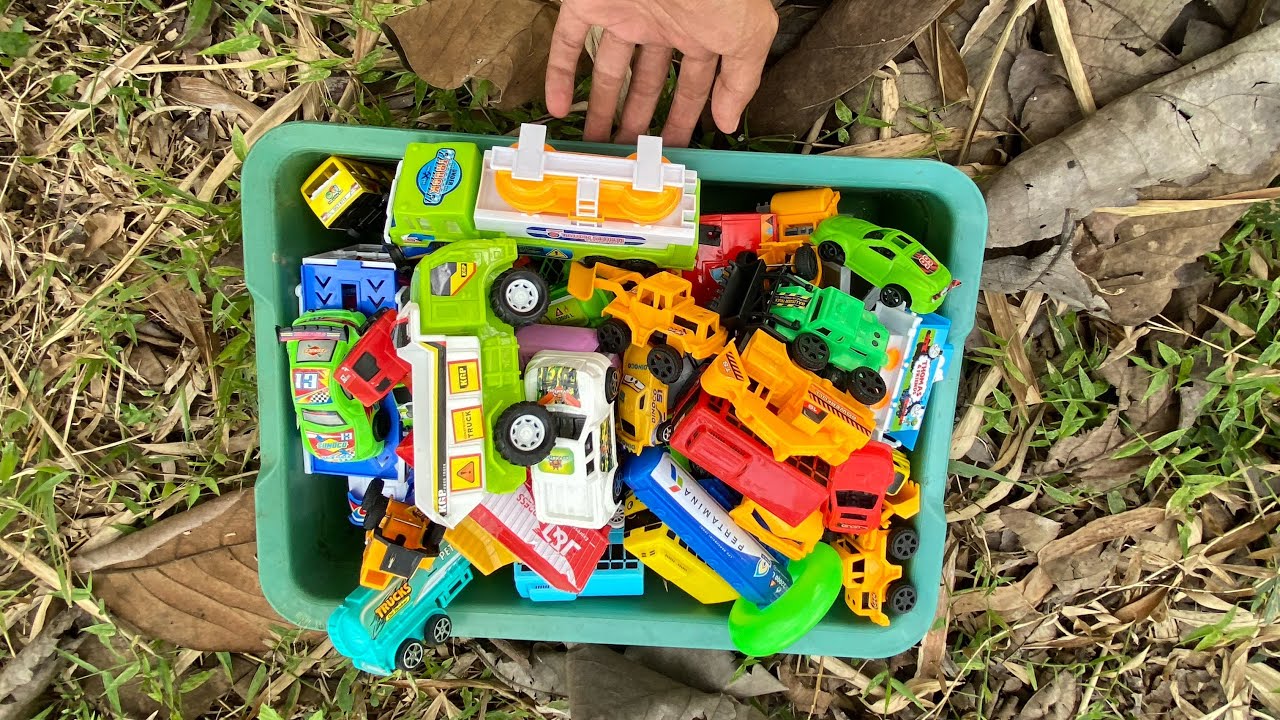 Menemukan Mainan Anak Kereta Api Thomas And Friends , Bus Tayo , Power ...