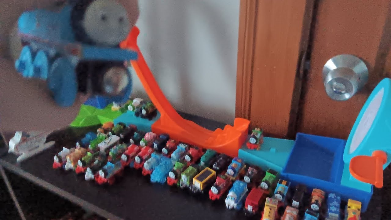 battle for the really cool thomas - YouTube