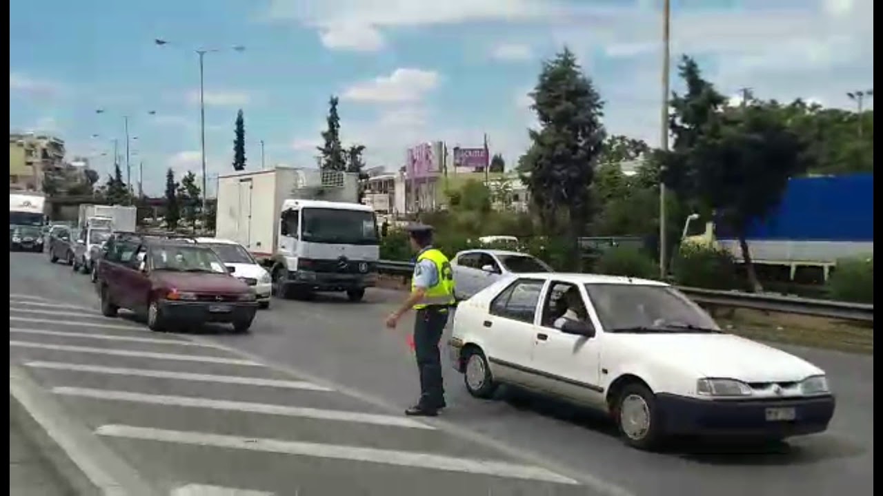 Τροχονομικοί έλεγχοι για οδήγηση στη ΛΕΑ - YouTube