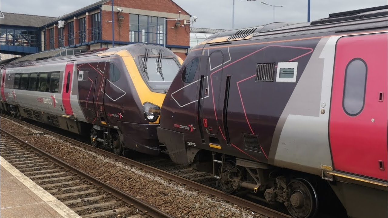 220001 and 220002 pass Barnsley Station (26/3/2023) - YouTube