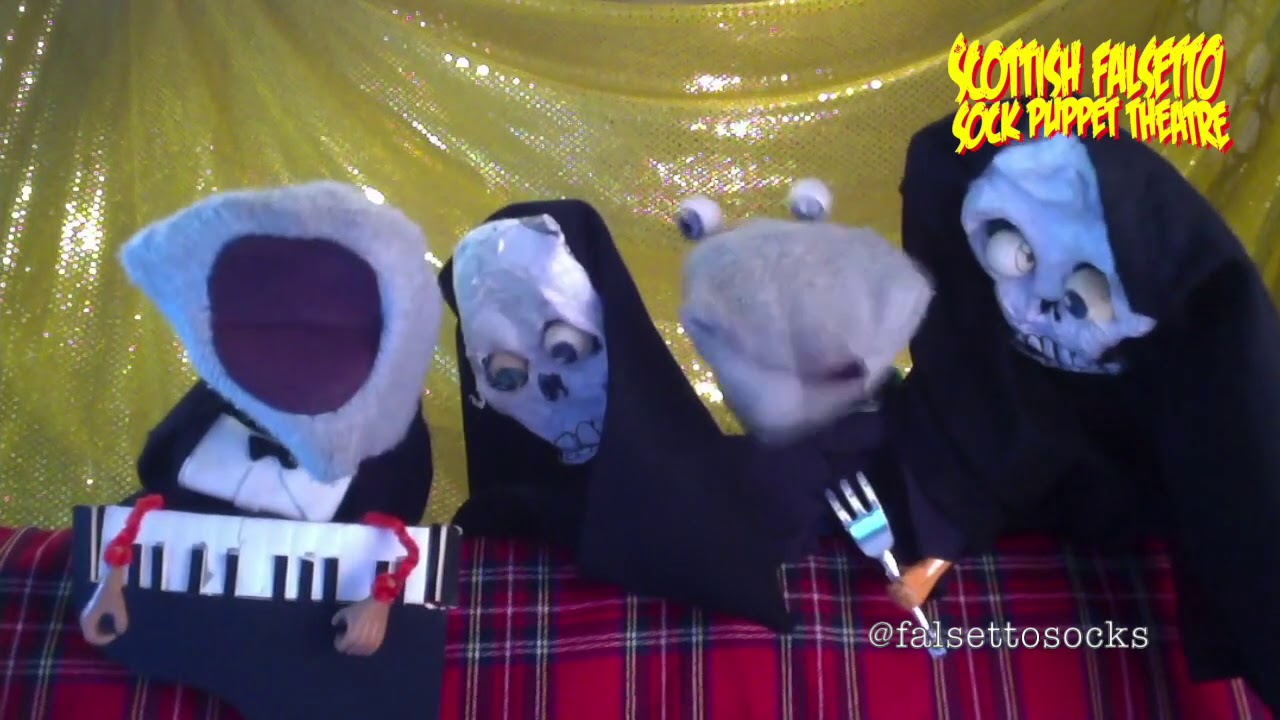 Horror Movie Cliches - Scottish Falsetto Sock Puppet Theatre - YouTube