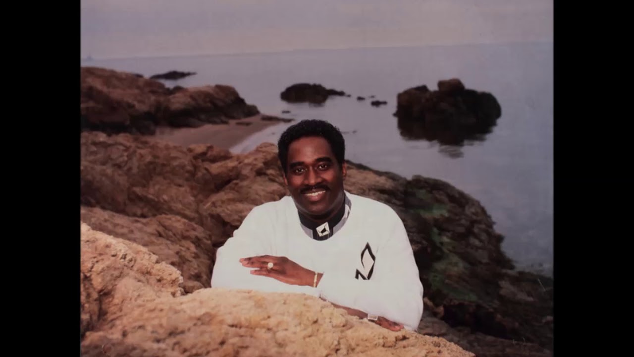 Vernon Jones and the Vernon Jones Singers: Running For Jesus - YouTube