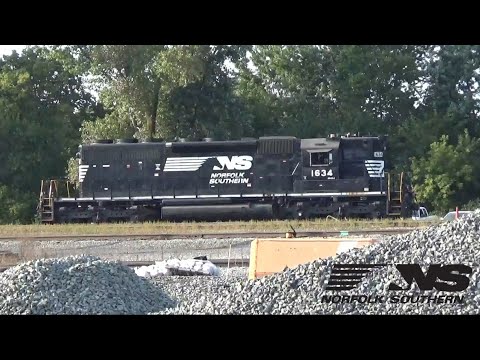 Ex-N&W SD40-2 "High Hood" NS 1634, switching moves on the west end of East Wayne Yard in New ...
