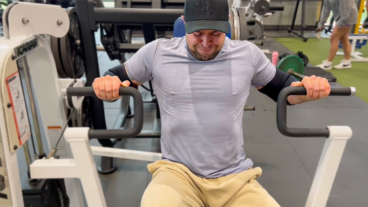 Bodybuilding Chest Workout with IFBB Ron Partlow - YouTube