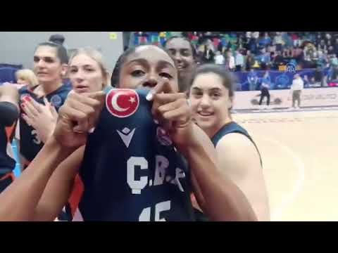 Prag'da skandal yasak! ÇBK Mersin Yenişehir Belediyesi'nin Türk bayraklı kutlamasını engellediler!