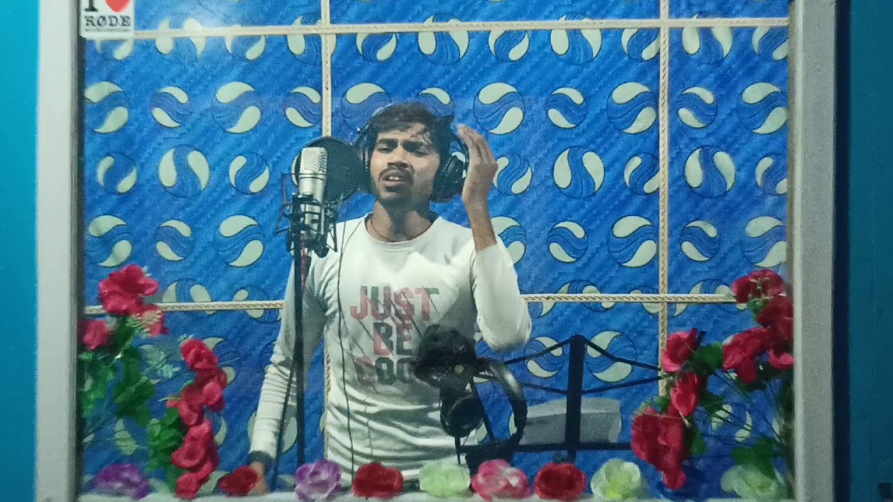 #suprehit holi song #pradeep premi gajab ke dance kiye hai #singer pradeep premi ne - YouTube