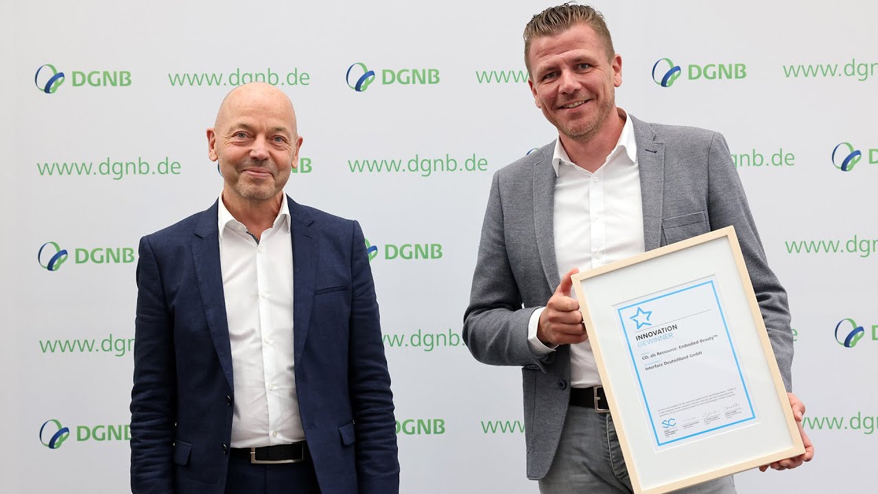 DGNB Sustainability Challenge 2021 - Gewinner "Innovation": CO2-negative Teppichfliese Interface ...