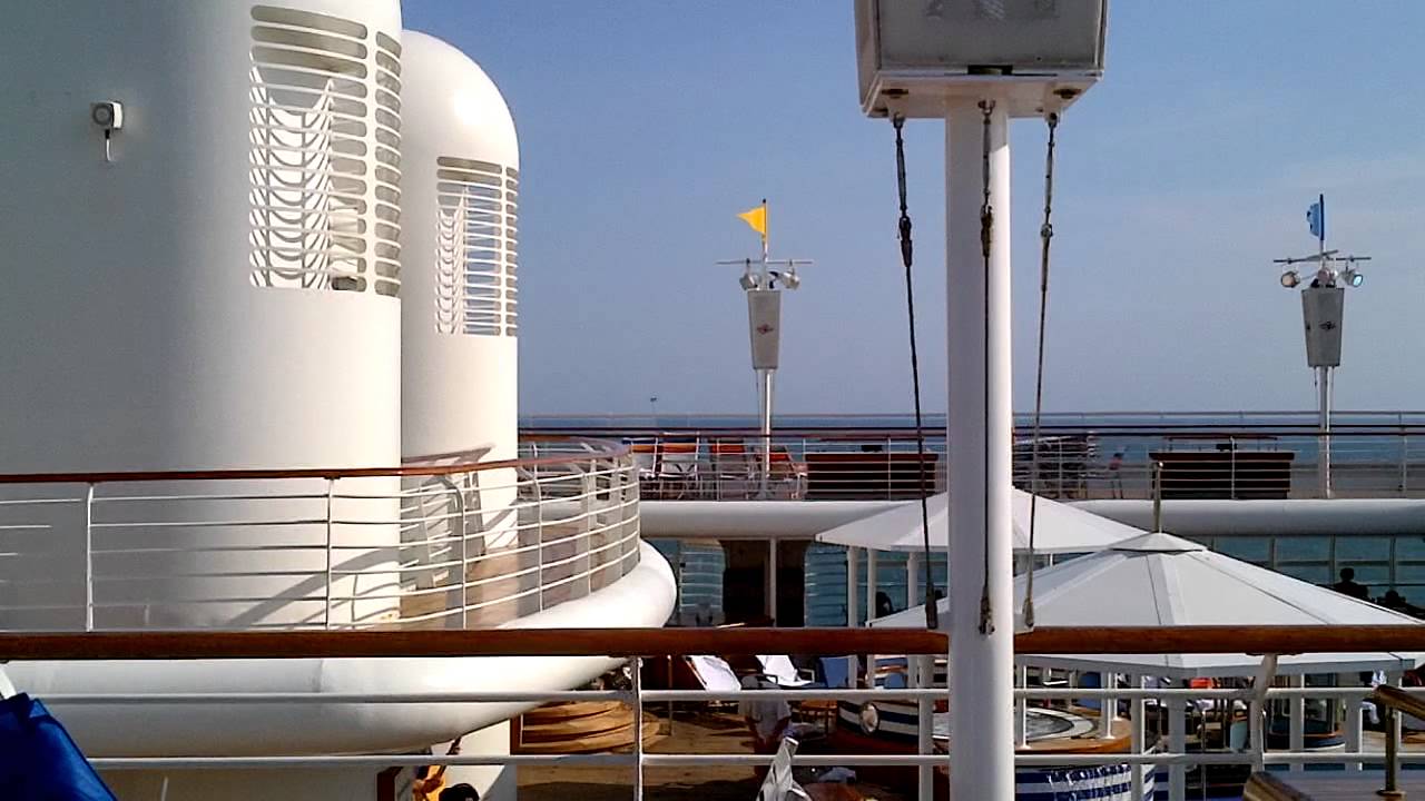 Disney Magic horn in Mallorca Spain - YouTube