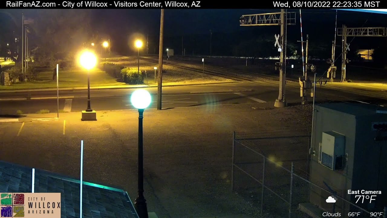 Tree at the Willcox Railroad Park Falls over at 22:23:35 - YouTube