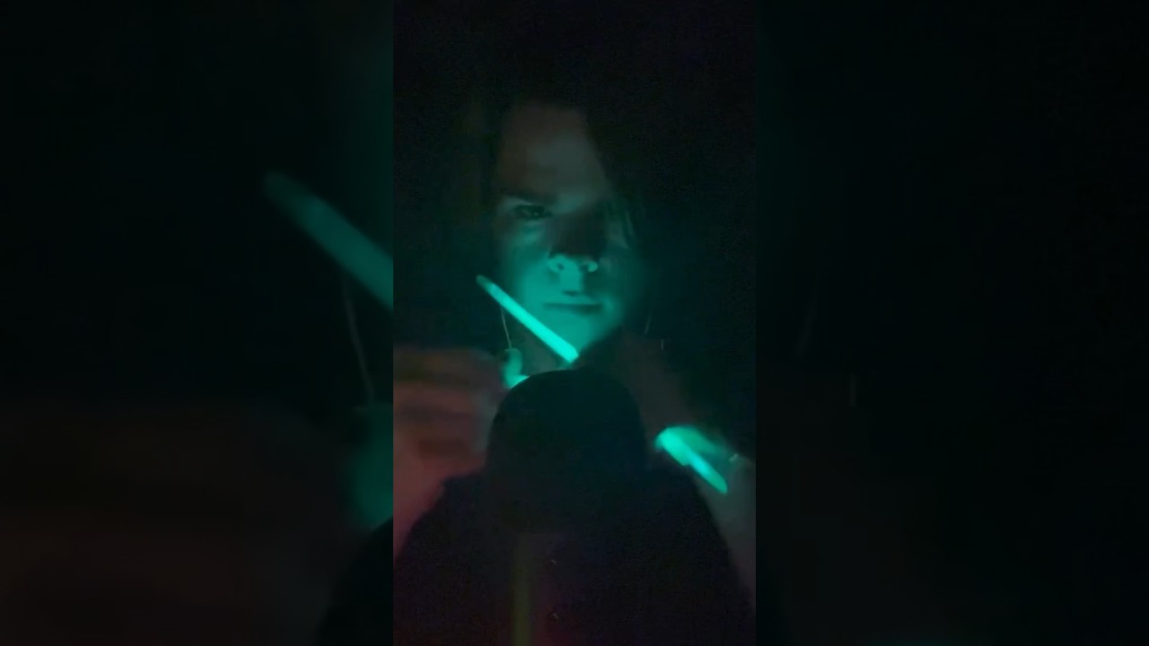 ASMR LIGHT STICK CRACKING SHORTS - YouTube