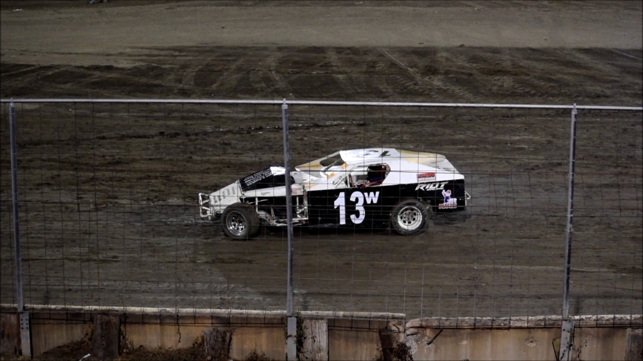 RIVERSIDE INT SPEEDWAY MODIFIEDS 10 8 16 - YouTube