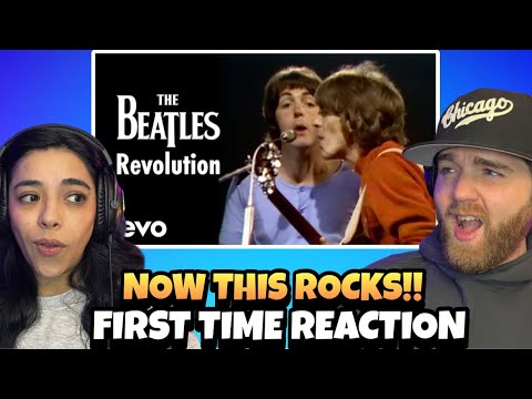 Unsere erste Reaktion auf: The Beatles - Revolution | KAREN VERLIEBT SICH IN DIE BEATLES?!