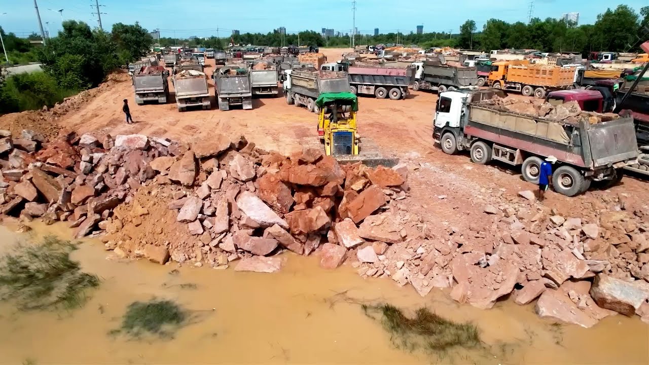 Excellent Work The Best Action large Size Land Filling Process Big Fast ...