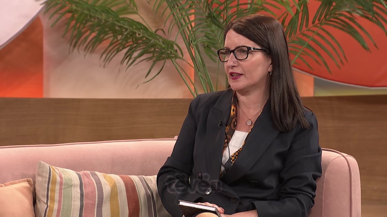 Vlora Mehmeti Spanca, auditorja e përgjithshme e Kosovës - YouTube