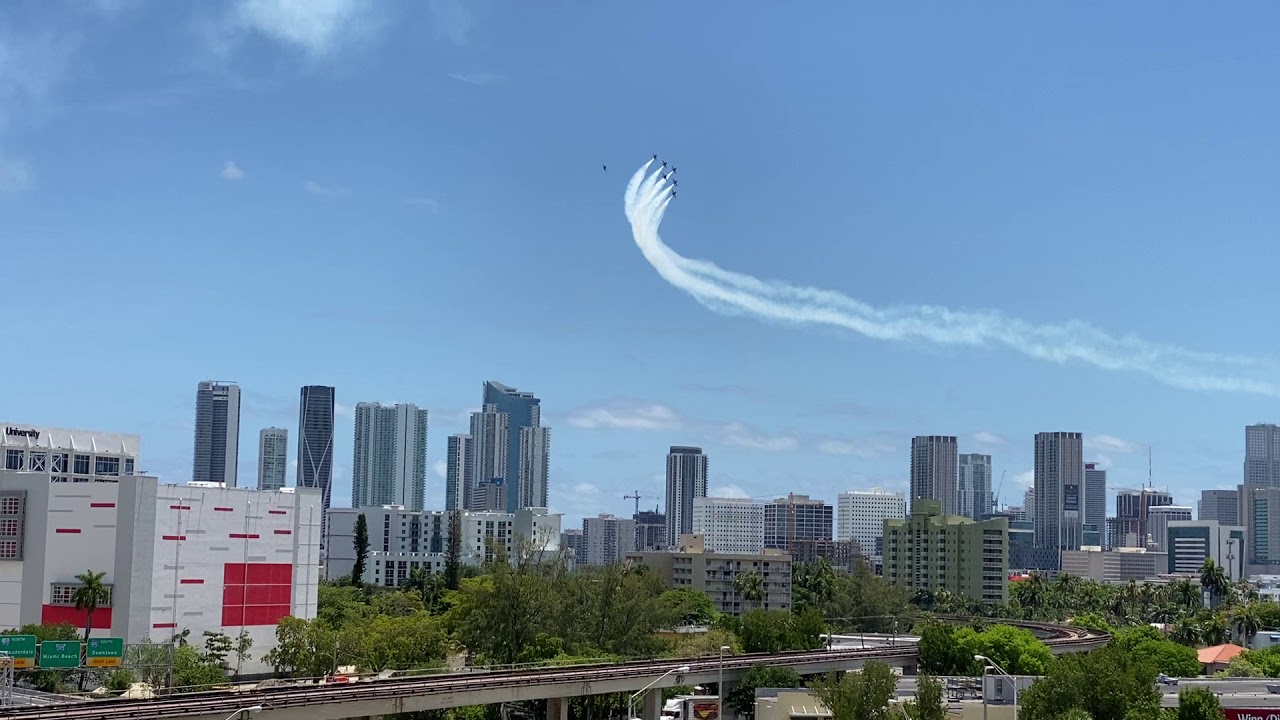 Blue Angels over Miami - Salute to Frontline Covid-19 Responders - YouTube