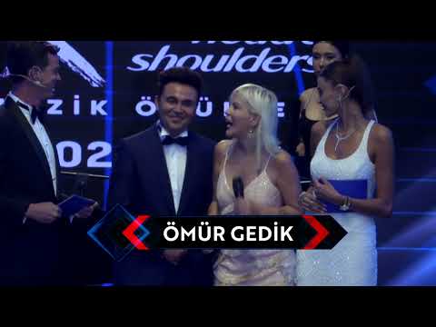 Head&Shoulders NR1 Video Müzik Ödülleri'nde En İyi Grup Ödülü'ne Madrigal layık görüldü!