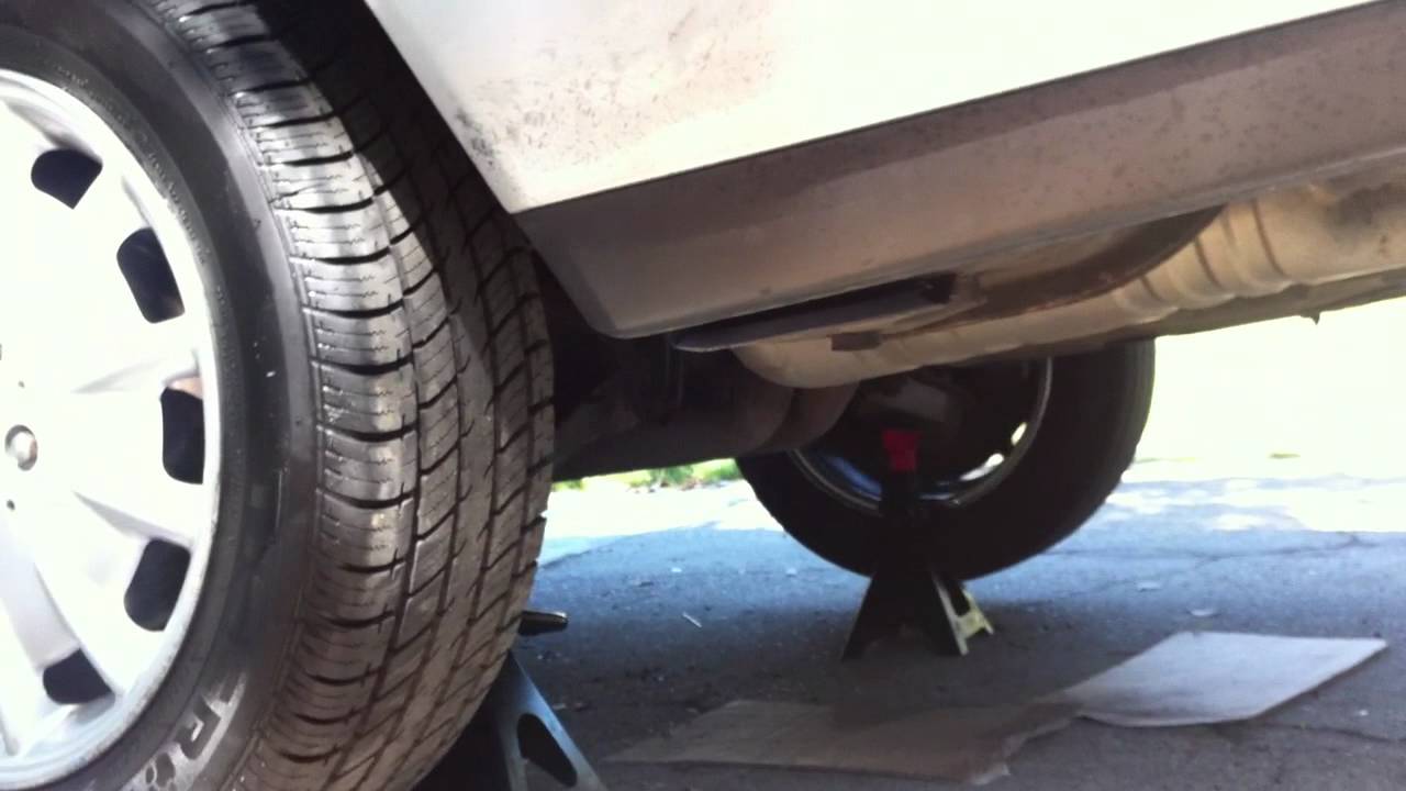 w210 E320 1999 sedan rear axle - YouTube