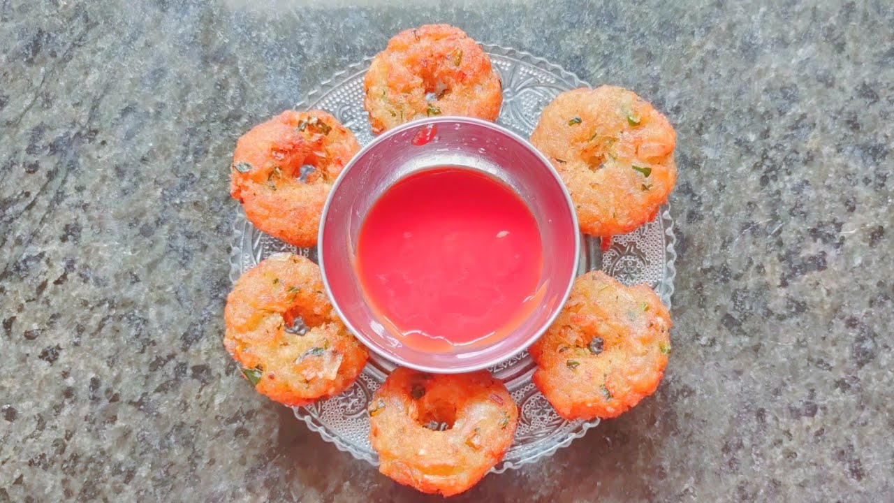 पोह्याच्ये कुरकुरित वडे |poha kurkurit vade recipe - YouTube