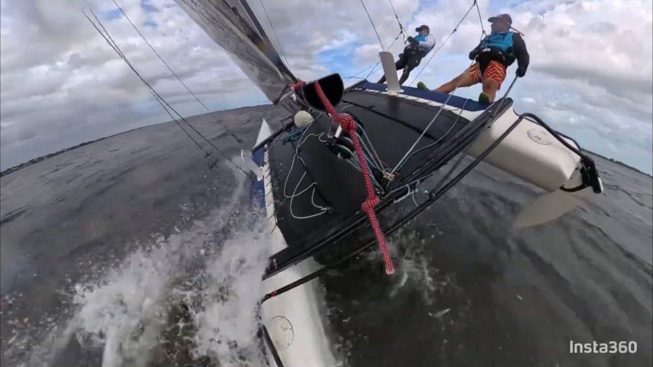 F18 catamaran sailing heavy wind training/playing. - YouTube