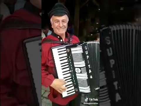 Yurdum yuvam meskenimsen Azerbaycan’ım