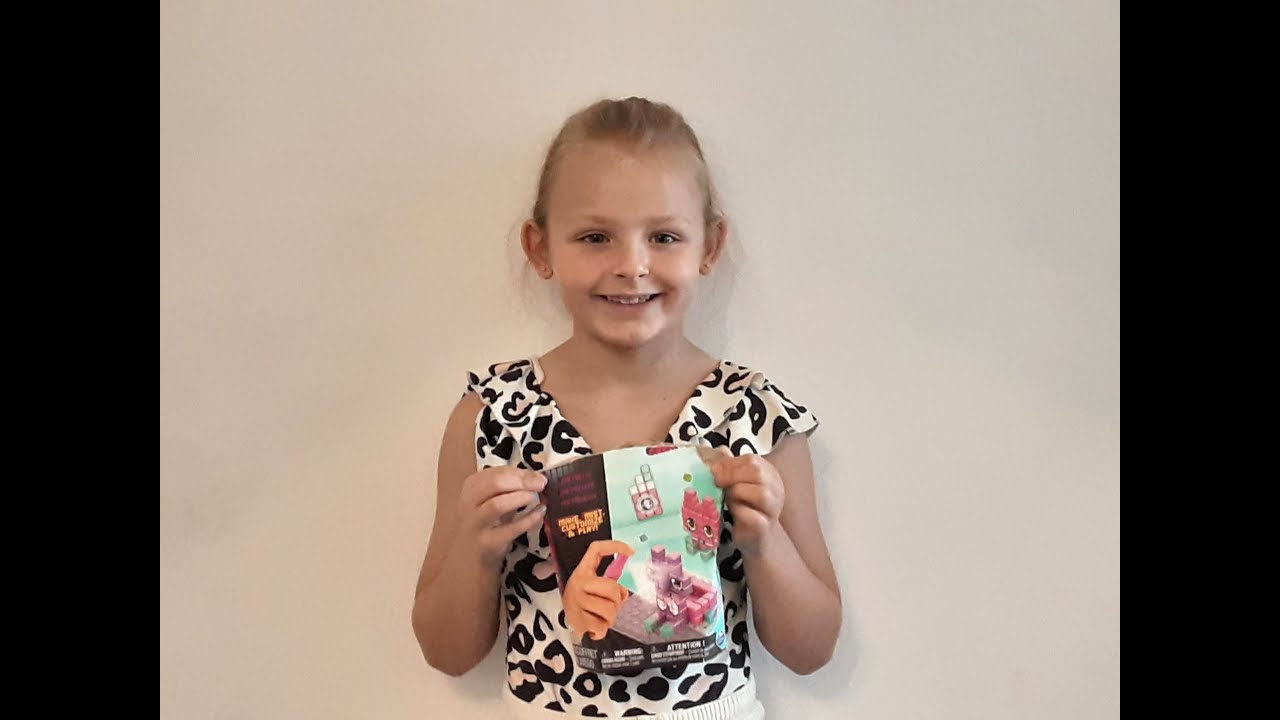 Pixo Bitz! I made a cat! - YouTube