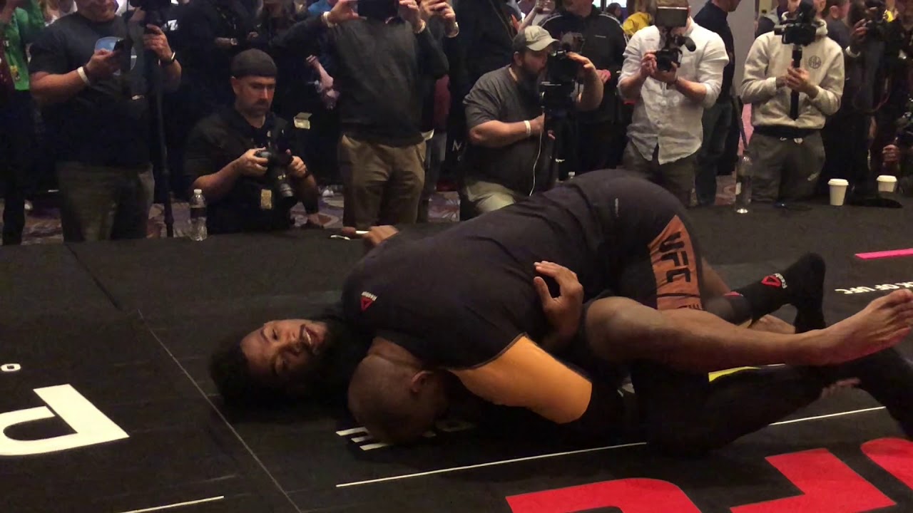 UFC 248 Open Workout Highlights - YouTube