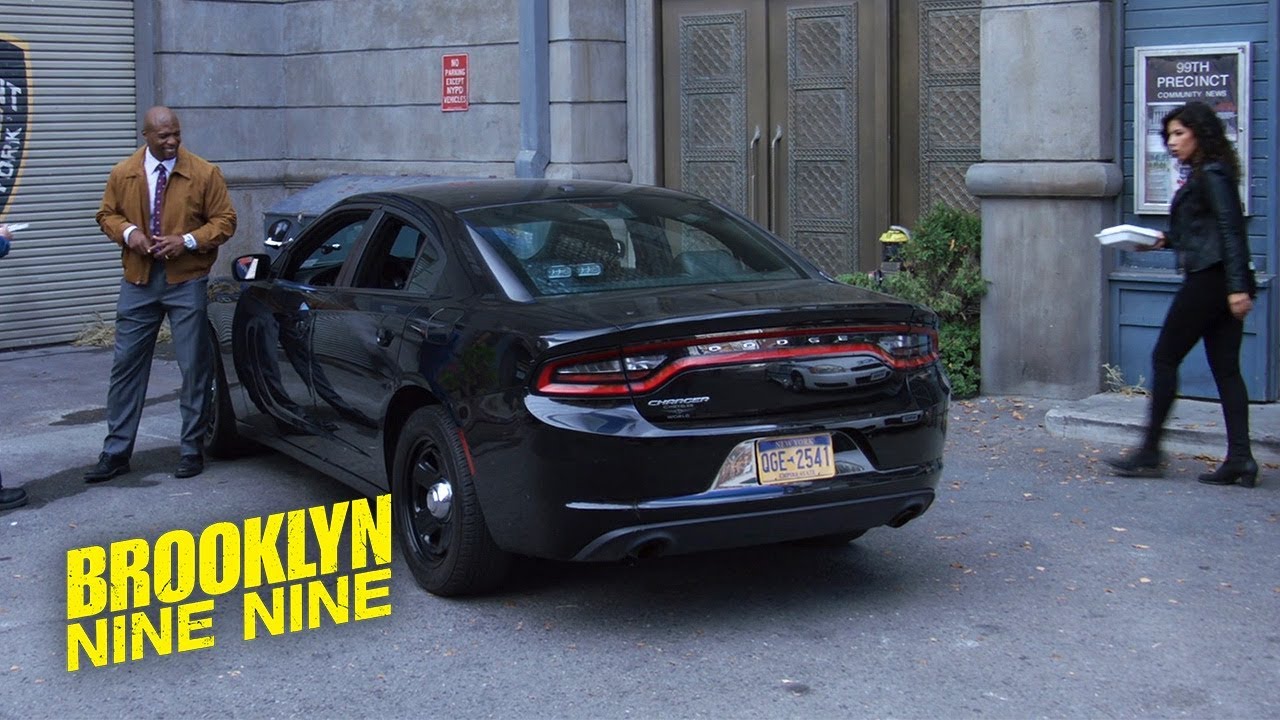 The New Detective Car | Brooklyn Nine-Nine - YouTube