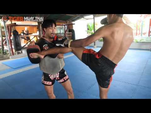 Speed Kicking by Tiger Muay Thai Trainer Tukkatatong