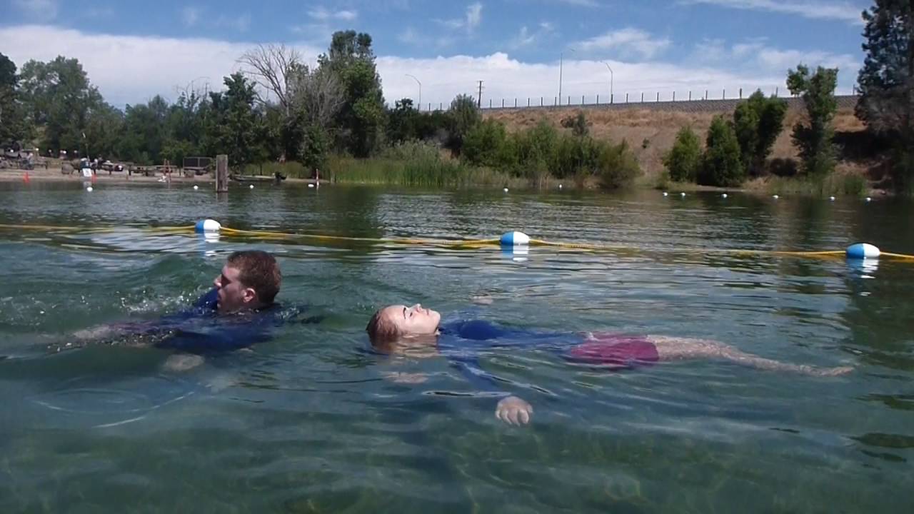Lifeguarding Drill: Flatwater Rescue Tutorial: Face-up Top of the Head ...
