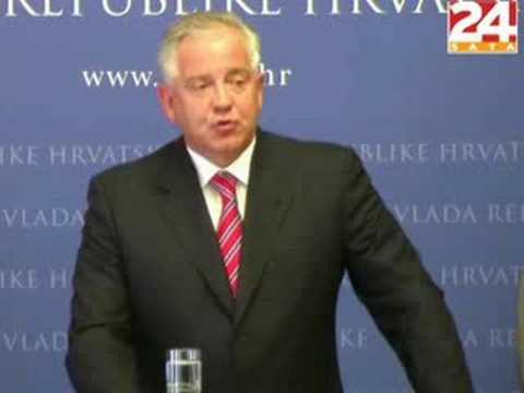 Dr. Ognjen Šimić slobodno šeće u Bosni i traži posao! - YouTube