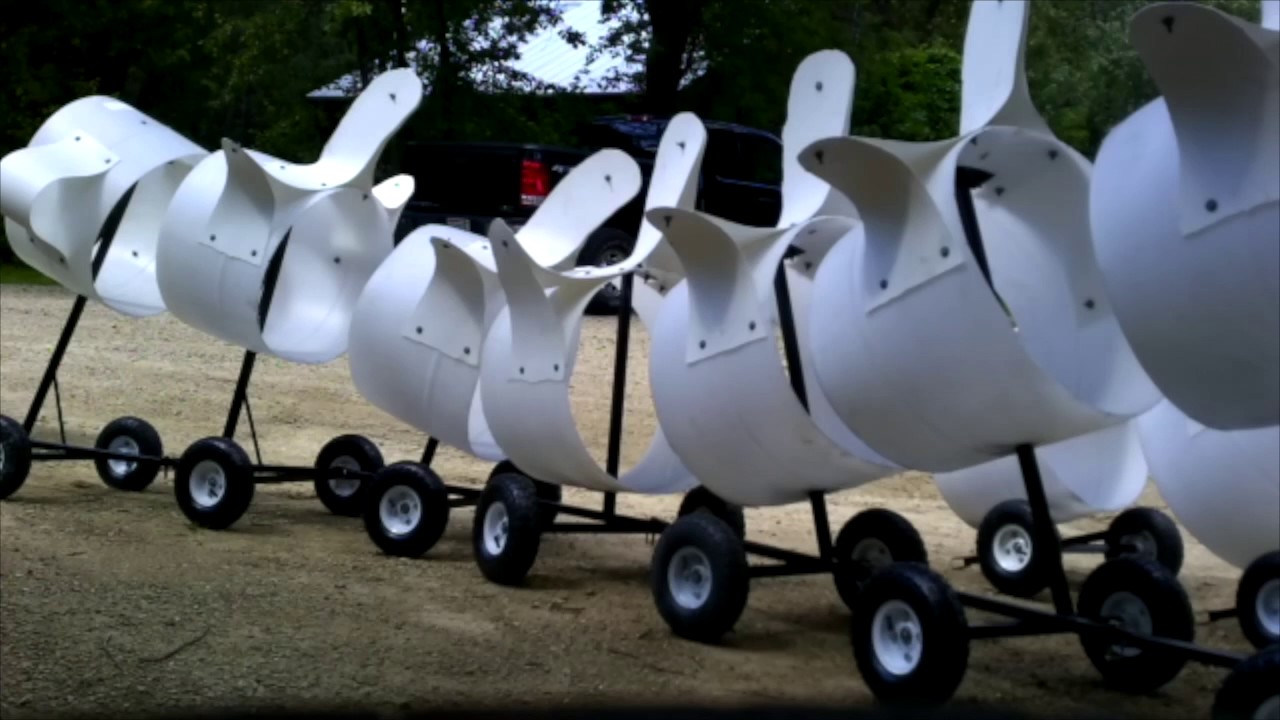 LSM Chiropractic 70 ft Long Spine Float - YouTube