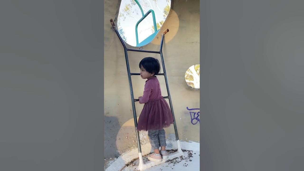 Pythia slides - YouTube