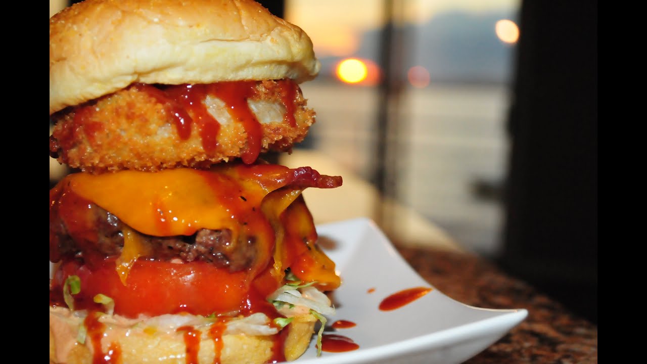 Defend The Den Burger - YouTube