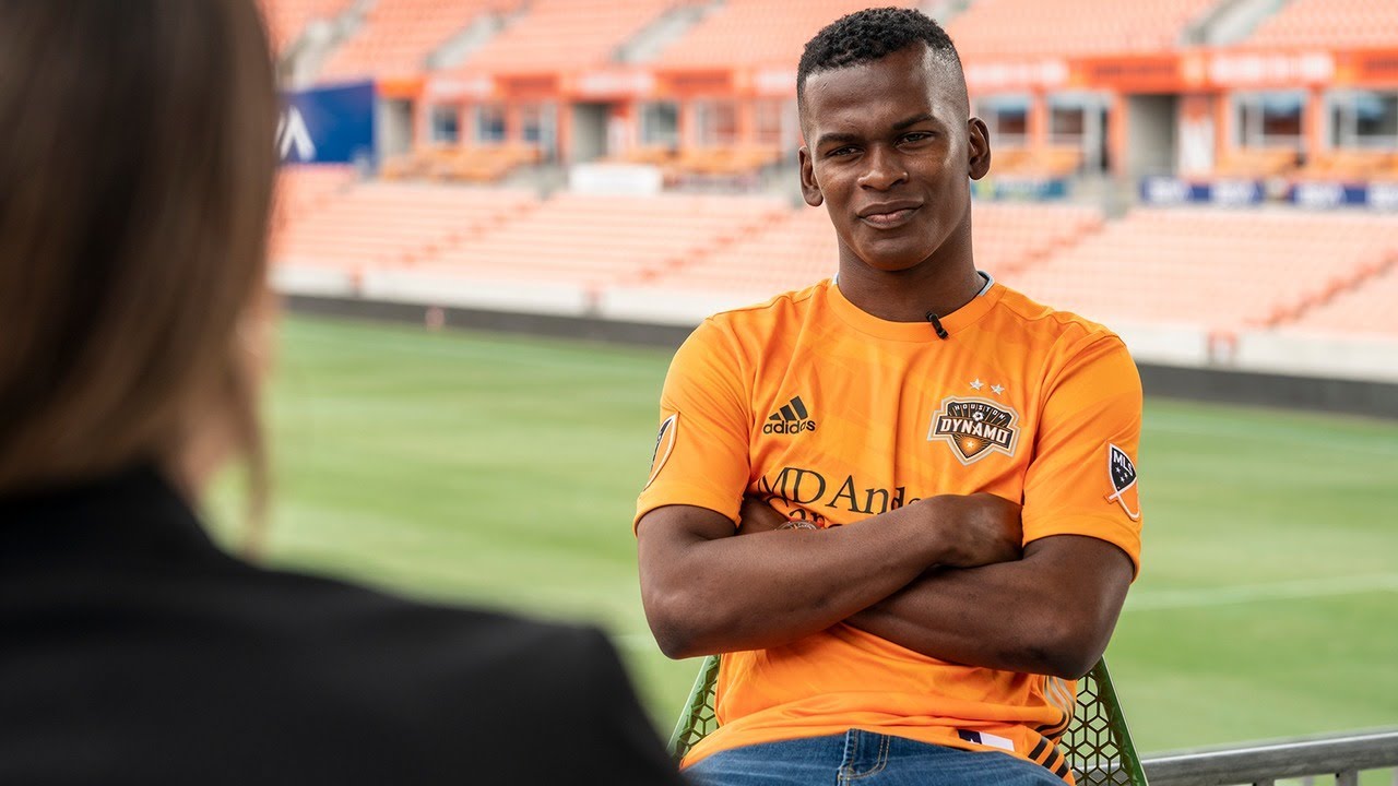 Darwin Quintero the First Interview - YouTube