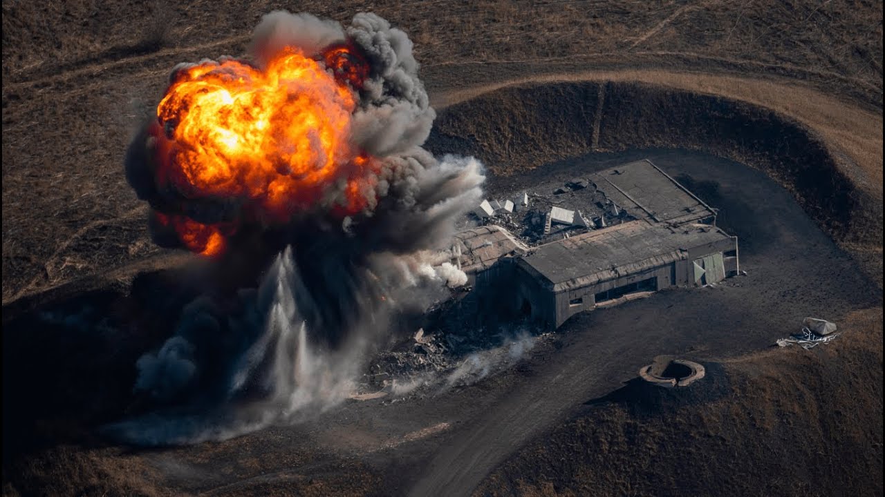 3 MINUTES AGO! 4-Ton Bomb Turns Russian Fortification to ASH – Watch ...