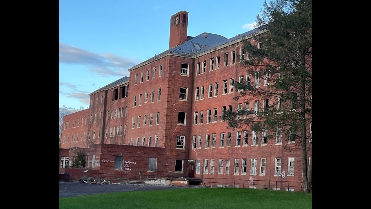 Abandoned Glenn Dale Hospital Exploration - Underground Tunnel System ...