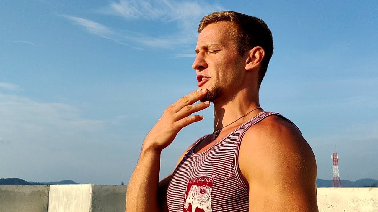 Dominik Sky - Best Head Position for pull ups, push ups, deadlifts ...